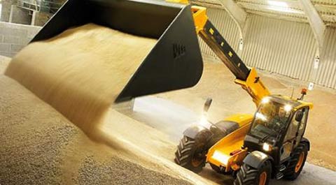 Driven: JCB v Claas compact telehandlers - Farmers Weekly