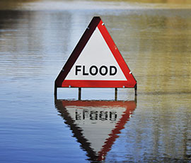Flood alerts issued as heavy rain lashes UK - Farmers Weekly