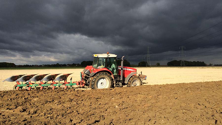 Photos: FW readers share shots of autumn work - Farmers Weekly