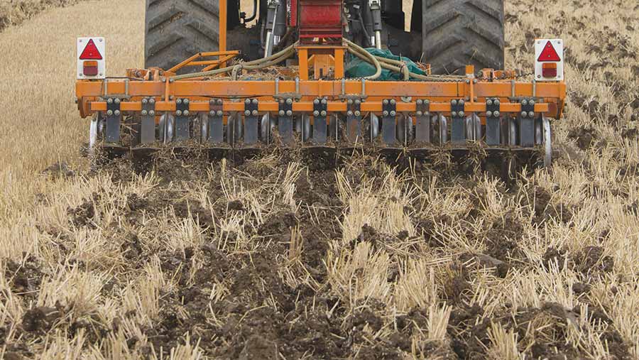 Soil health unlocks arable yields on edge of the Pennines - Farmers Weekly