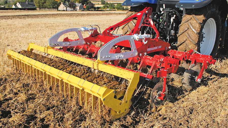 Latest high-speed disc cultivators set to work at Tillage-Live ...