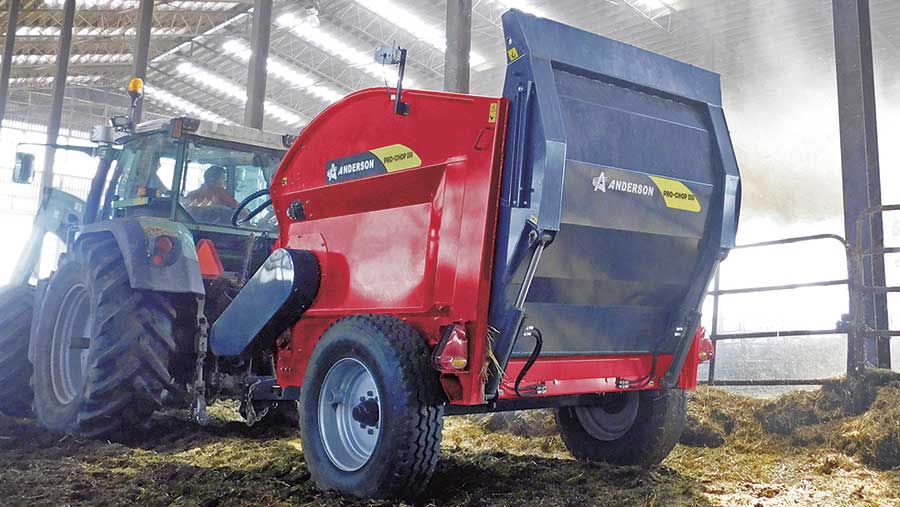 Anderson Pro-Chop bale processor offers variable chop lengths - Farmers ...