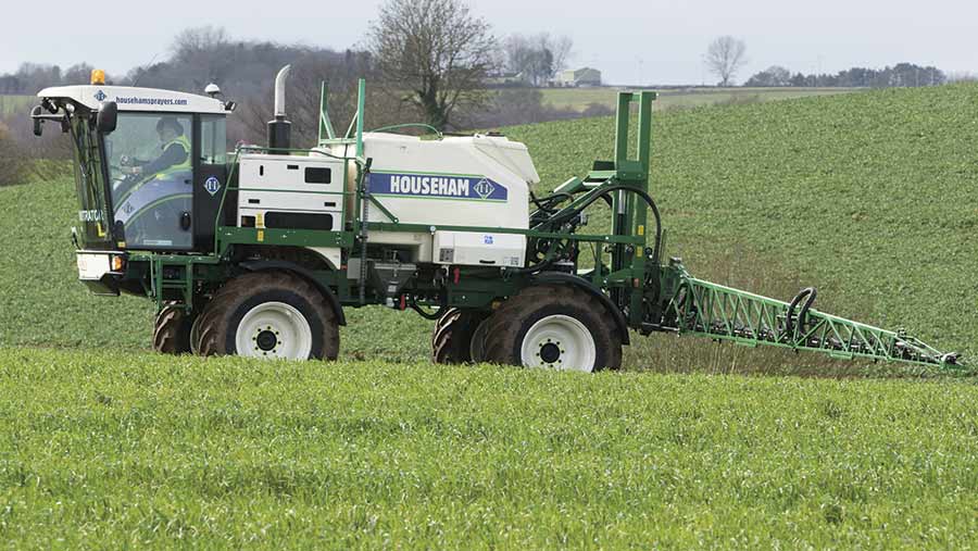 Drive the latest self-propelled machines at Sprayer Demo Day - Farmers ...