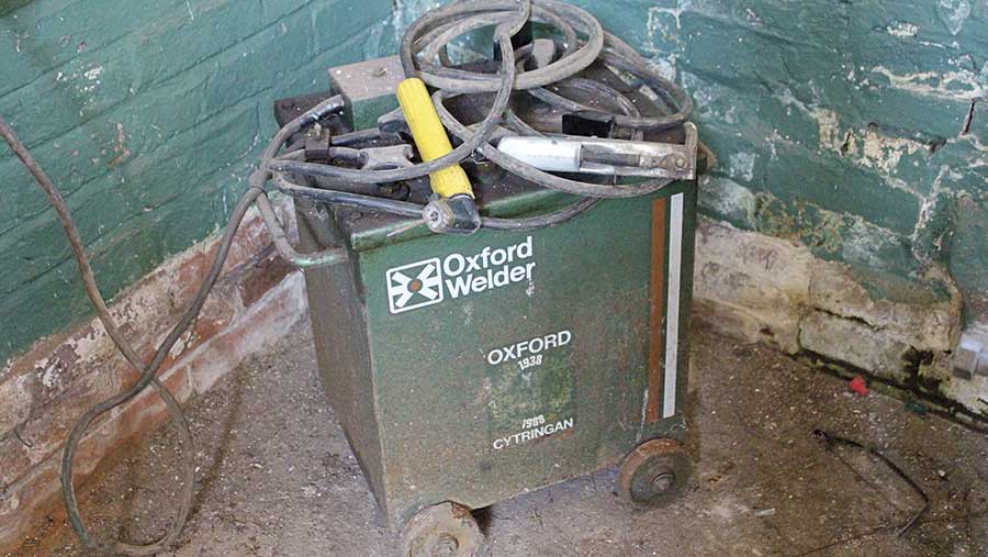 Workshop tips: Making the perfect arc weld - Farmers Weekly