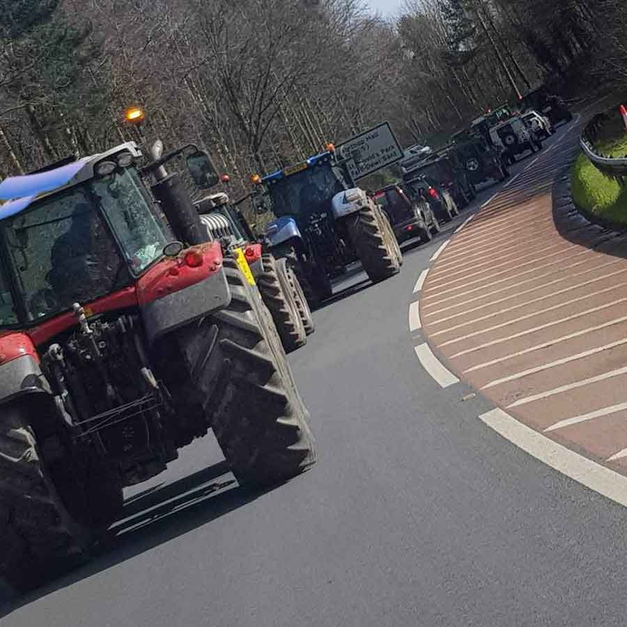 North Wales farmers stage 'go-slow' tractor protest - Farmers Weekly