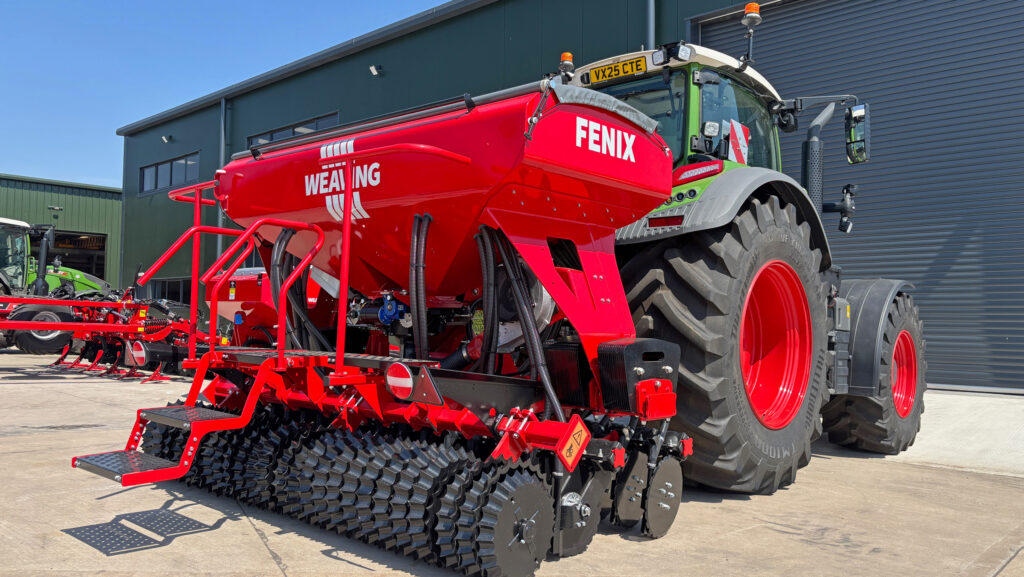 Weaving Fenix direct disc drill gets seed and fert option - Farmers Weekly