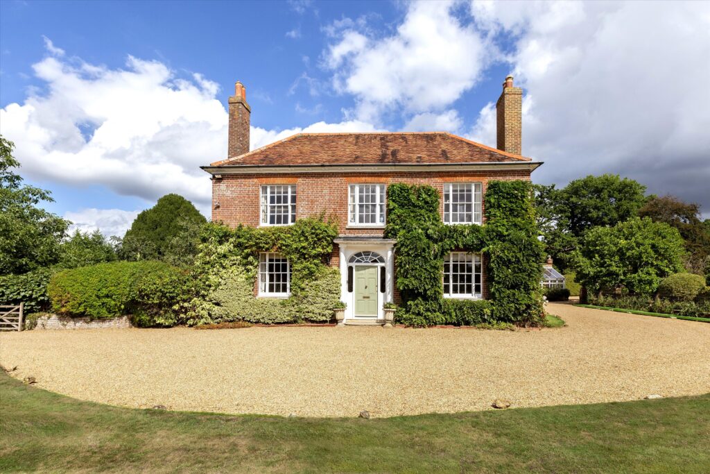 Vann Lane, Chiddingfold, Godalming, Surrey, GU8 - Property