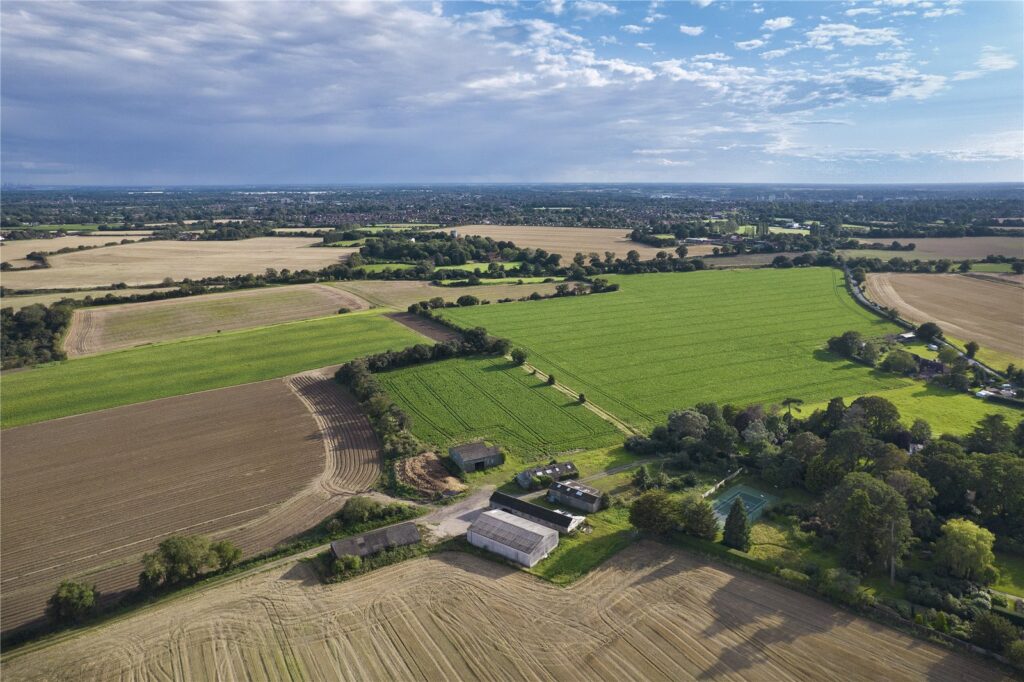 Main Road, Tuddenham, Ipswich, Suffolk, IP6 9BZ - Property