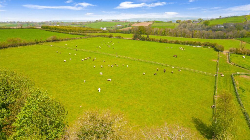 Higher Pitt Barn, Lot 1, East Buckland, Barnstaple, Devon, EX32 0TD ...