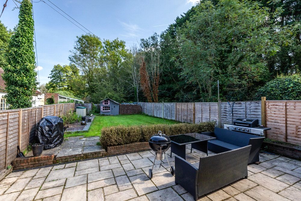 Easton Lane, Easton, Winchester, Hampshire, SO21 1DG - Property