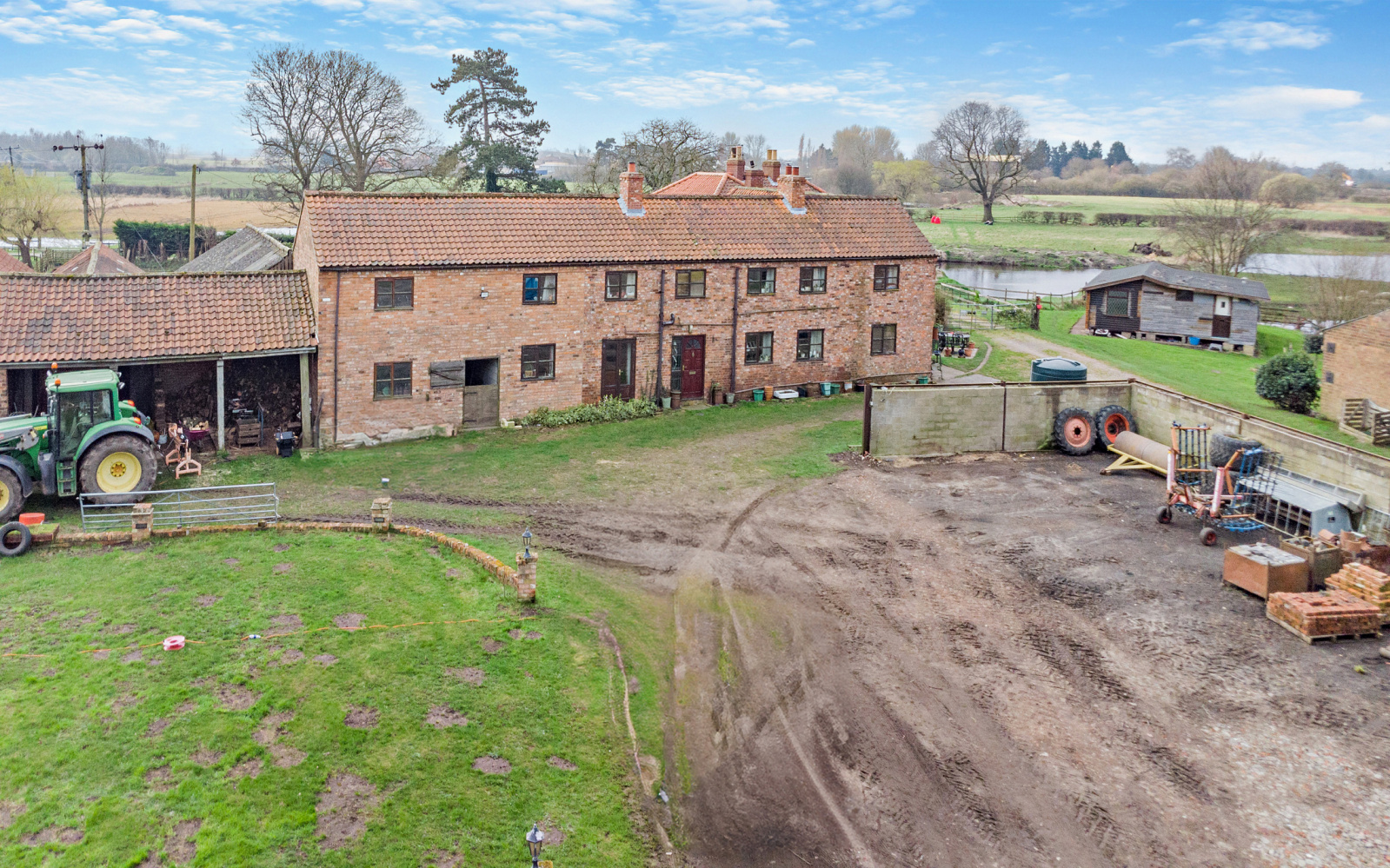Blyton Carr, Gainsborough, Lincolnshire, DN21 3ES - Property