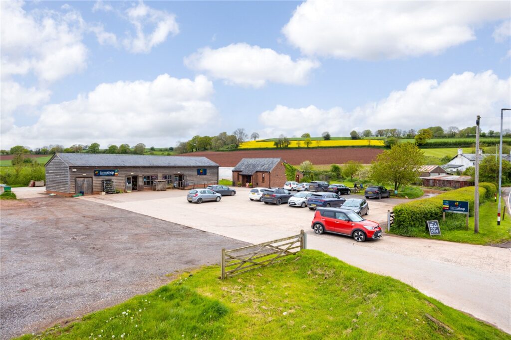 Halberton Court Farm, Halberton, Tiverton, Devon, EX16 7AW - Property