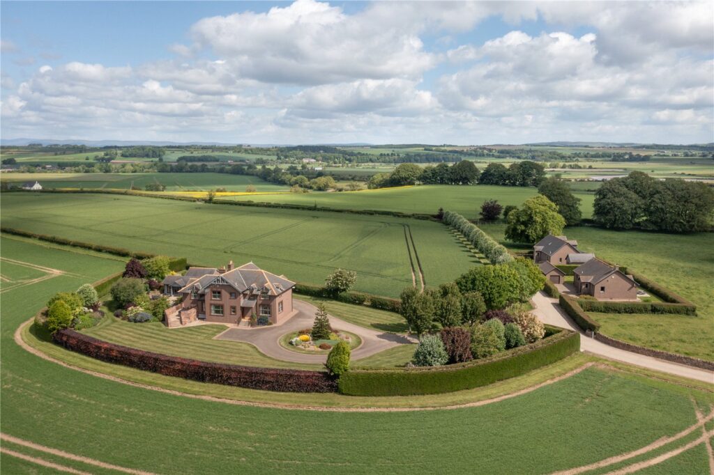 Old Montrose Farm, By Montrose, Angus, DD10 9LN - Property