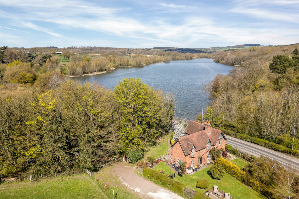 Lot 3 | 191 & 193 Moorgreen, Eastwood, Nottingham, Nottinghamshire ...