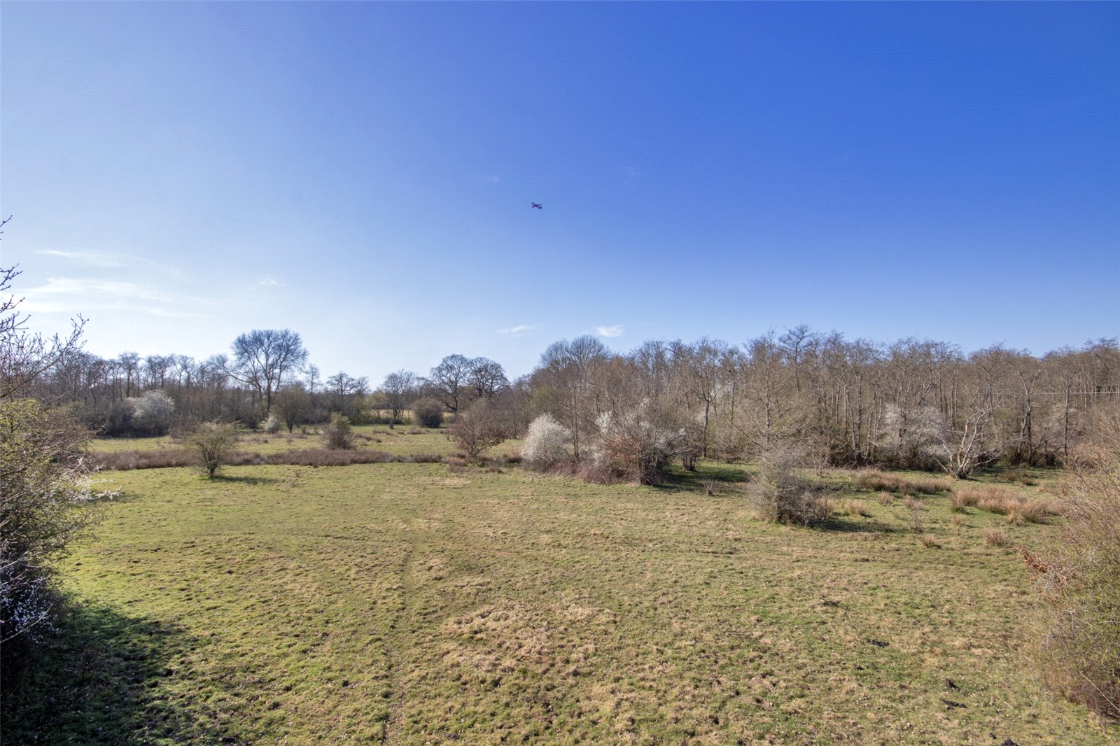Peeks Brook Lane, Horley, Surrey, RH6 9SX - Property
